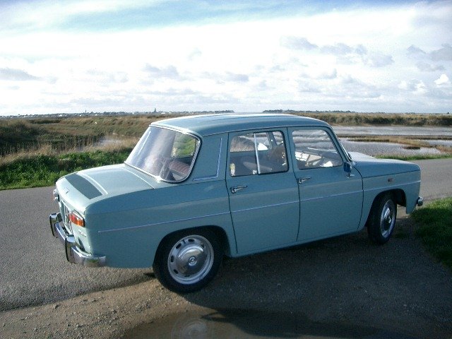 R1132 - Renault 8 de 1964 (11breiz44) | Team R8